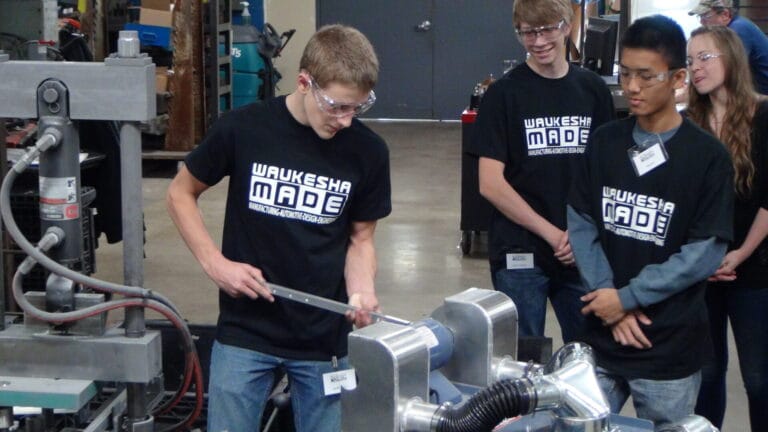 Wisconsin Metal Parts Participates in Manufacturing Month 2018 ...